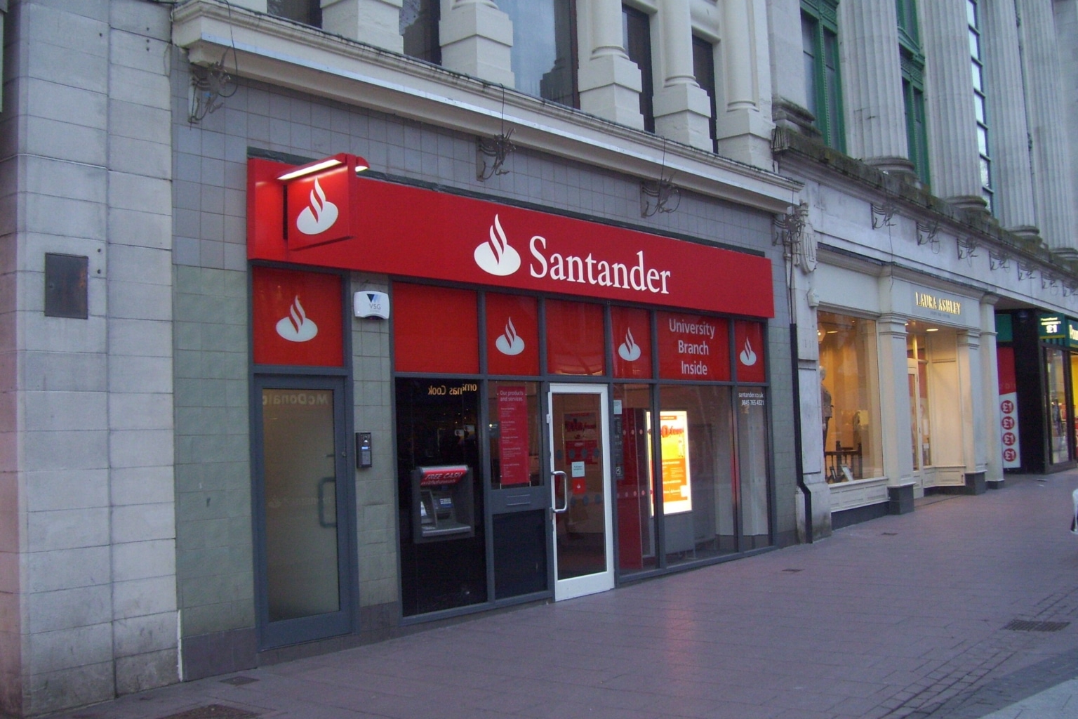 Santander Brasil tem lucro recorde de R$ 4,1 bi no segundo trimestre